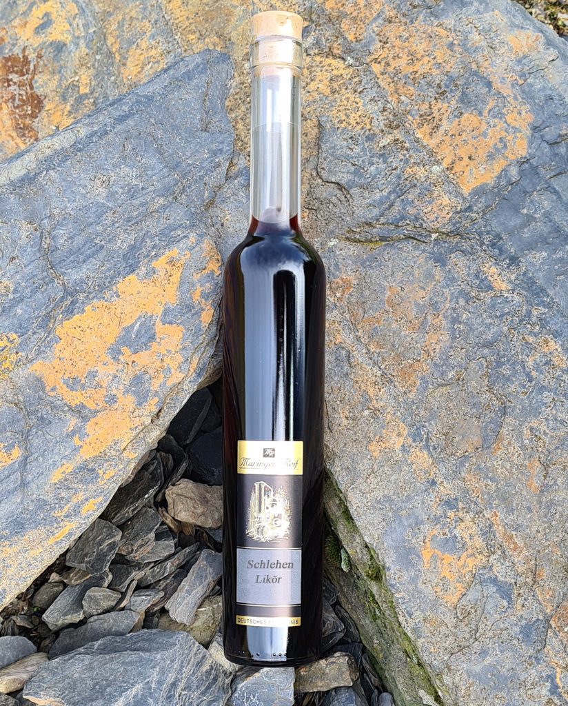 SCHLEHEN MIT RUM-LIKÖR - WEINGENUSS MARINGER REIF